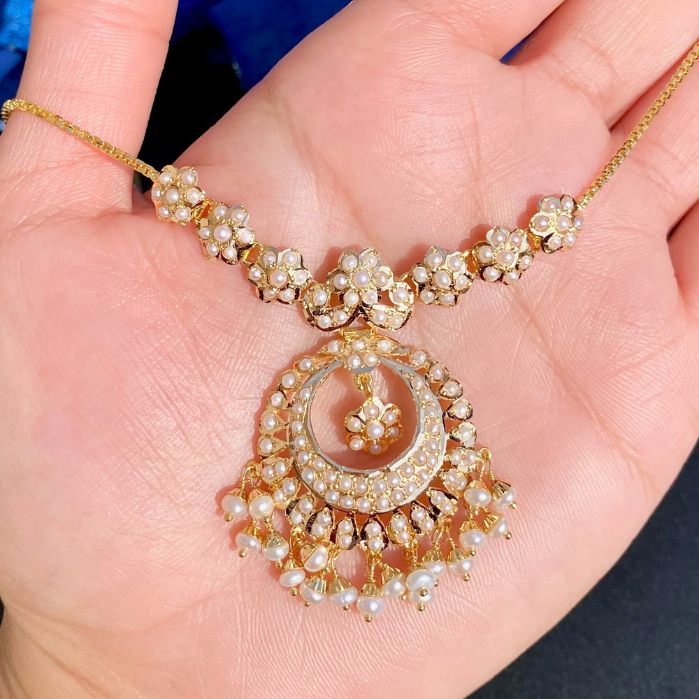 Shop Premium Indian Pearl Necklace Sets | 22k Gold